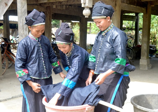 Indigo clothes – a part of Nung culture