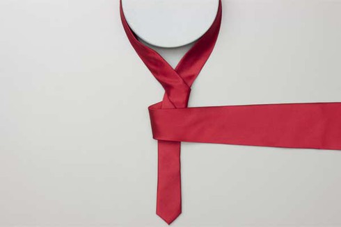 Cách thắt cà vạt nhanh nhất, đơn giản lại đẹp cho nam giới