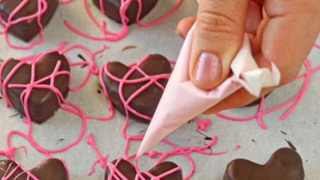 Cách làm socola handmade đơn giản tại nhà