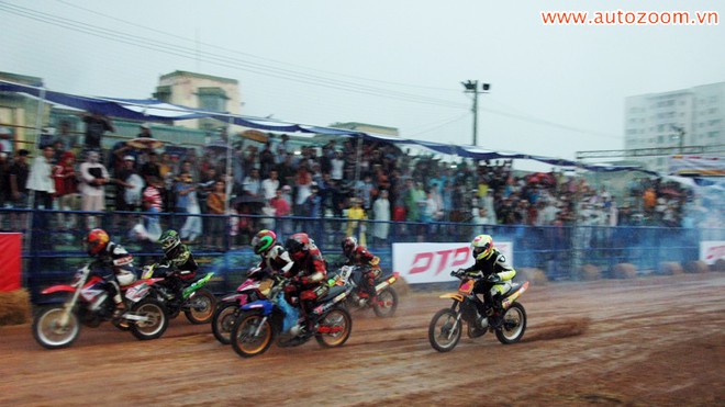 Hình ảnh trở lại sau 18 năm tại Vietnam Motor Cub Prix 2015