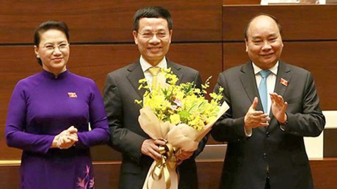 Ông Nguyễn Mạnh Hùng chính thức giữ chức vụ Bộ trưởng Bộ TT-TT