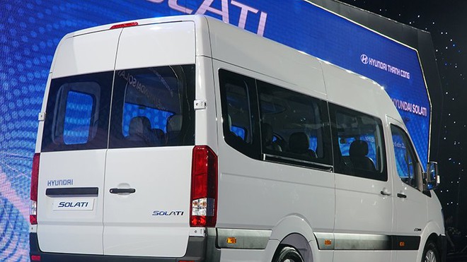 Hyundai Solati chốt giá 1,08 tỷ đồng, cạnh tranh Ford Transit tại Việt Nam