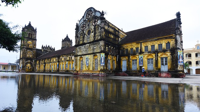 Tạm hoãn hạ giải Nhà thờ chánh tòa Bùi Chu