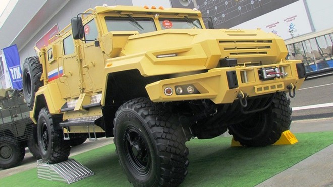 “Siêu phẩm” xe bọc thép VPK-Ural của Nga được khách hàng bí ẩn đặt mua?