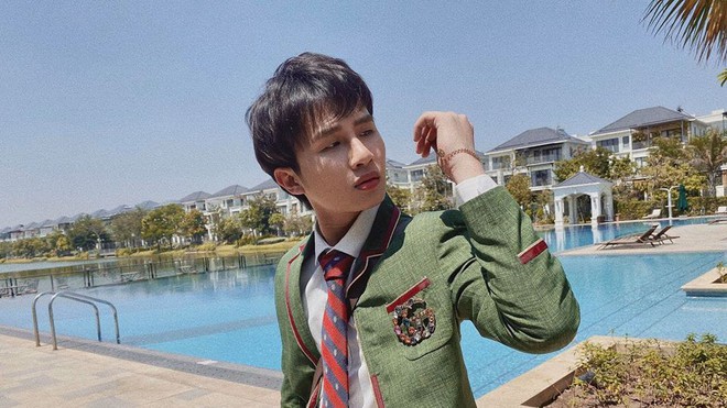 Jack tung loạt hình mới đầy thư sinh, lượt like ảnh gấp đôi cả teaser ...