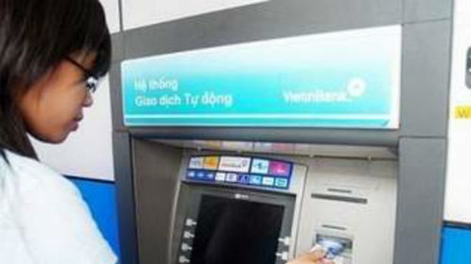 Việt Nam đã phát hành gần 100 triệu thẻ ATM
