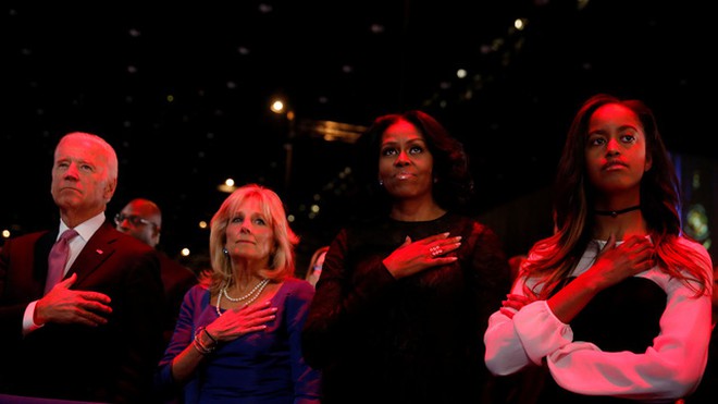 Ảnh: Những khoảnh khắc xúc động khi ông Obama nói lời tạm biệt