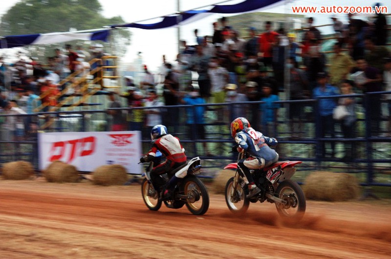 Hình ảnh trở lại sau 18 năm tại Vietnam Motor Cub Prix 2015